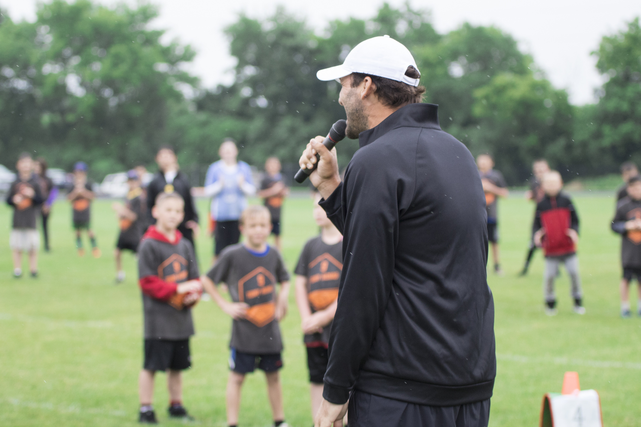 Tony Romo Returns Home to Burlington, WI for Annual Football Camp | The ...