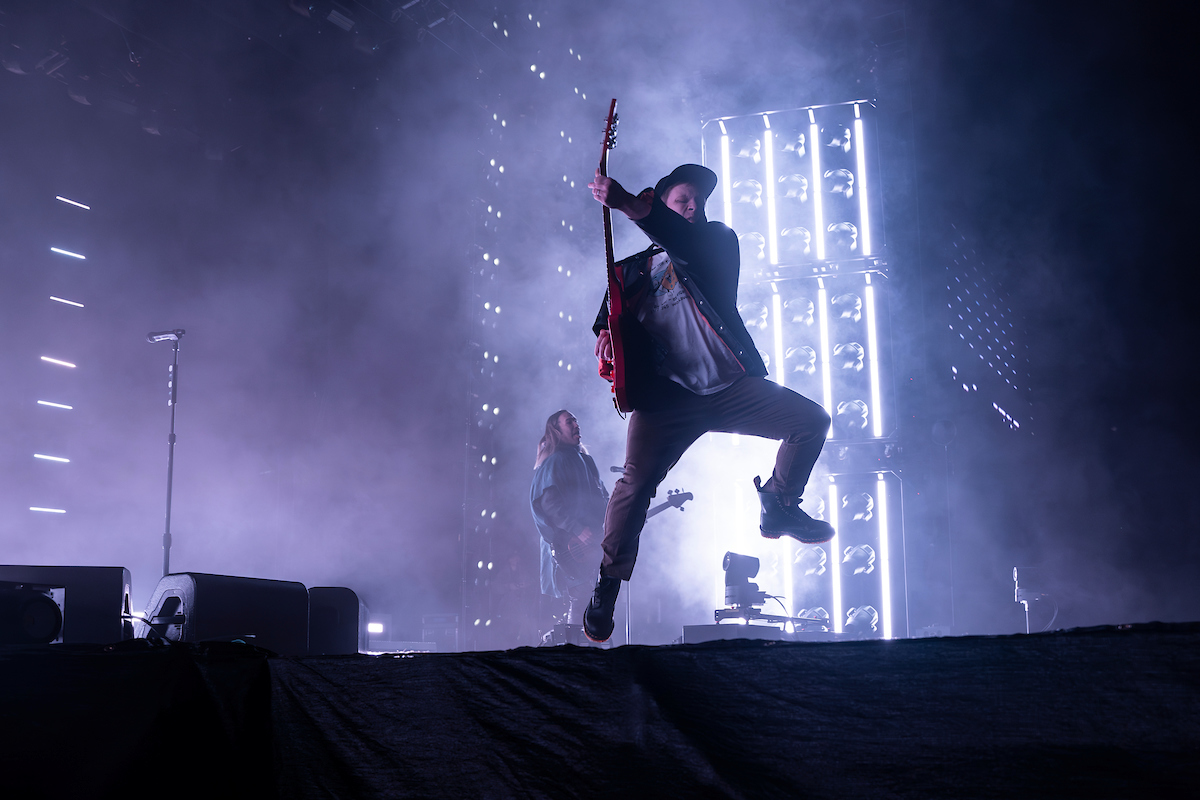 Review: Fall Out Boy’s Electrifying Homecoming at Chicago’s Wrigley ...